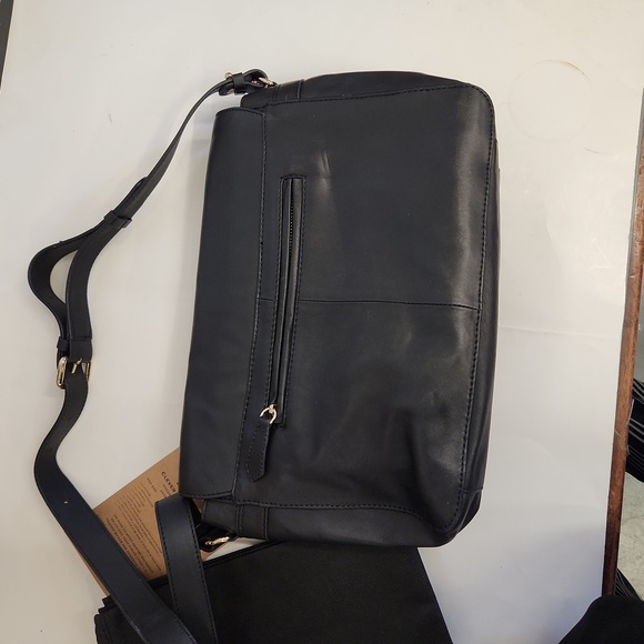 Clever Carriage Company | Other | Clever Carriage Company Leather Rose ...